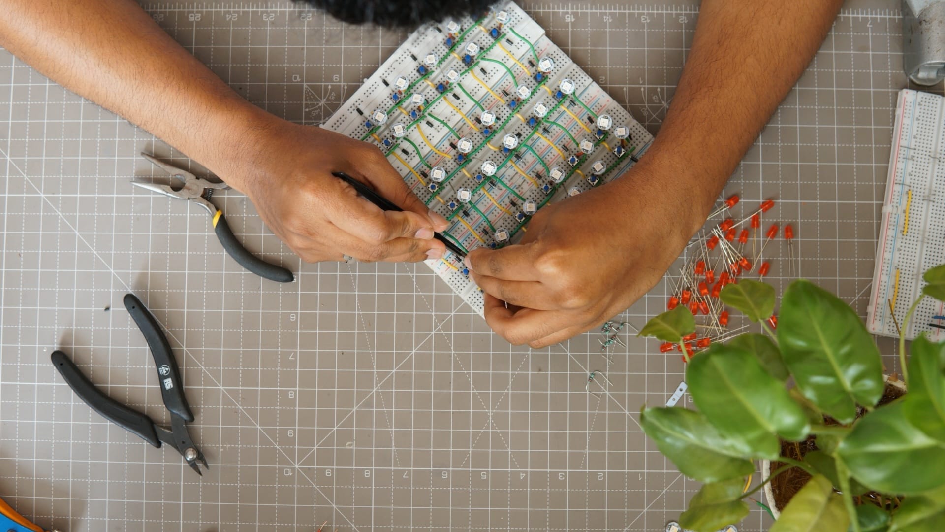 SPIN: AI-Music Synthesizer